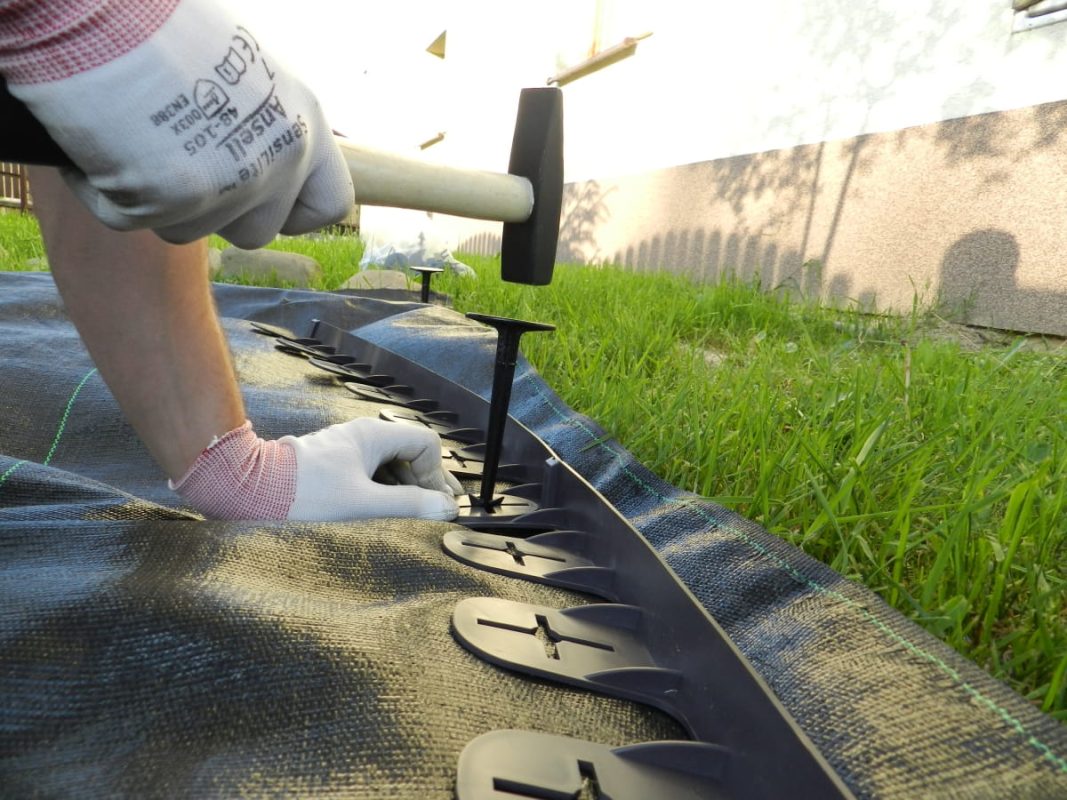 Markduk FrämstaTrädgård 0,8x20 m svart - NordensGård - Allt för trädgården